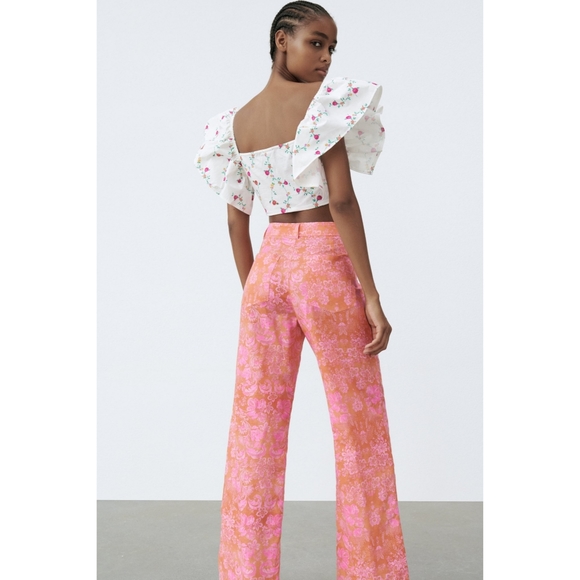 Zara | Tops | Zara Floral Cropped Top With Ruffle Shoulder | Poshmark
